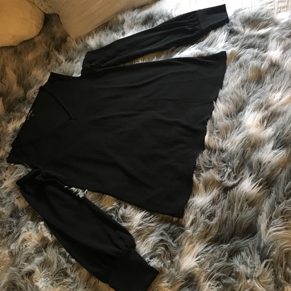 Express | Tops | Black Cut Out Shoulder Top | Poshmark